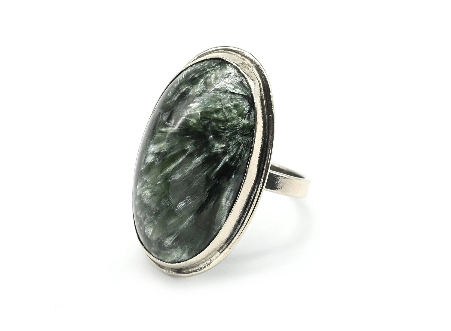 Кольцо, серафинит