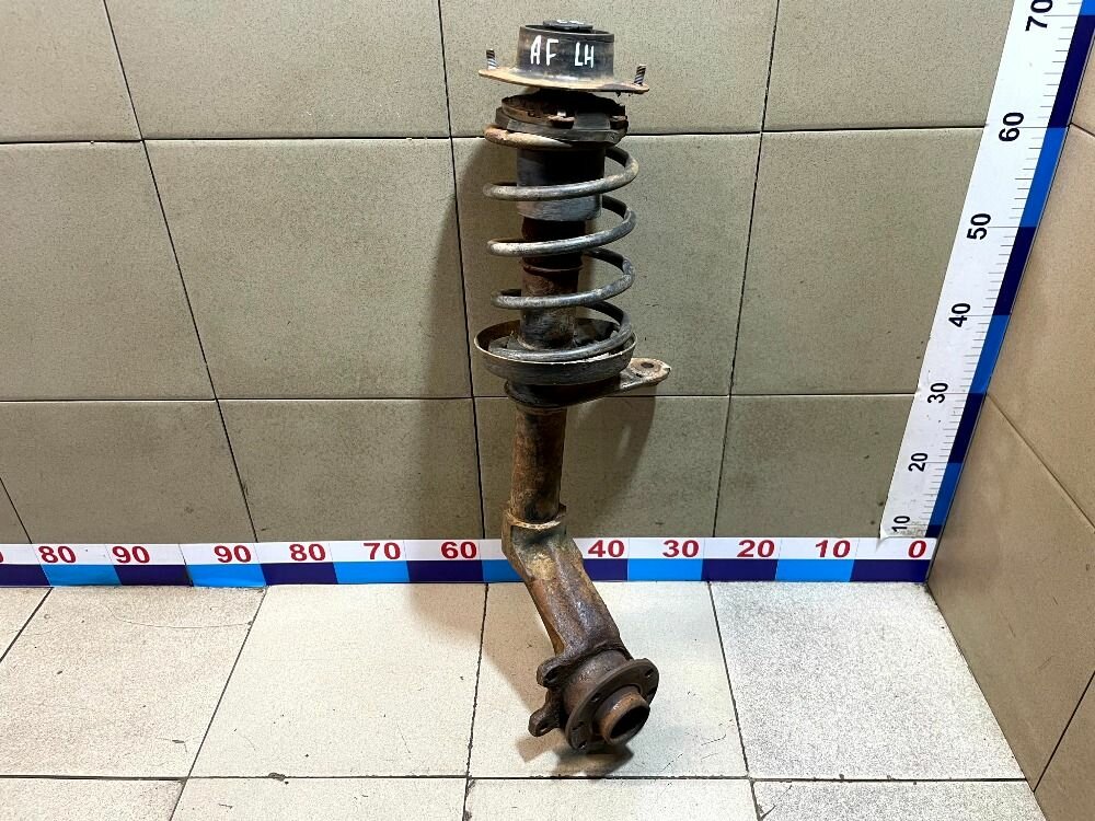 Стойка амортизатора переднего левого Opel Astra F