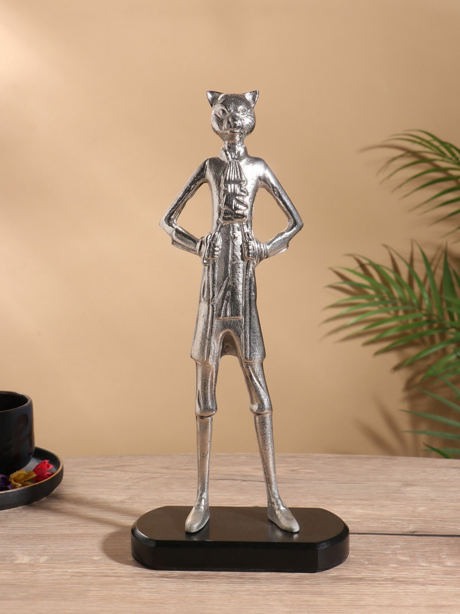 Сувенир "Кот в сапогах", 9x17.5x39 см, алюминий, сталь, дерево