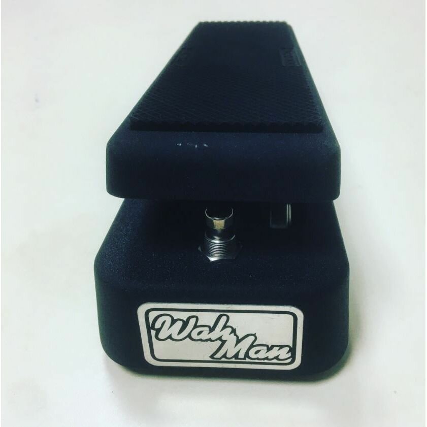 Stagg WM-1960BK Wah Man эффект гитарный вау - вау , чёрный