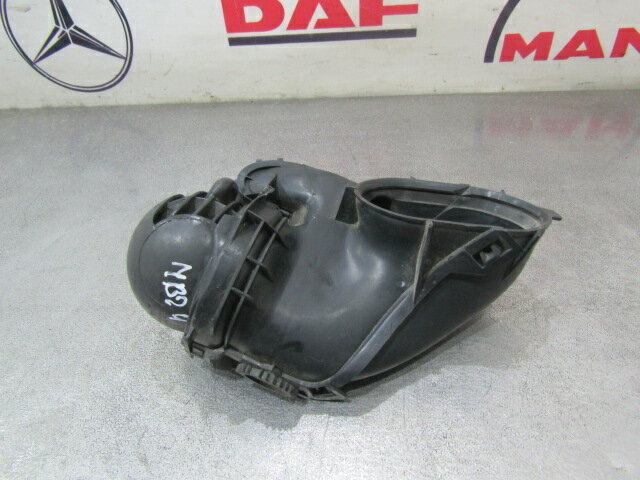 Дефлектор воздушный левой двери Mercedes Axor, Actros