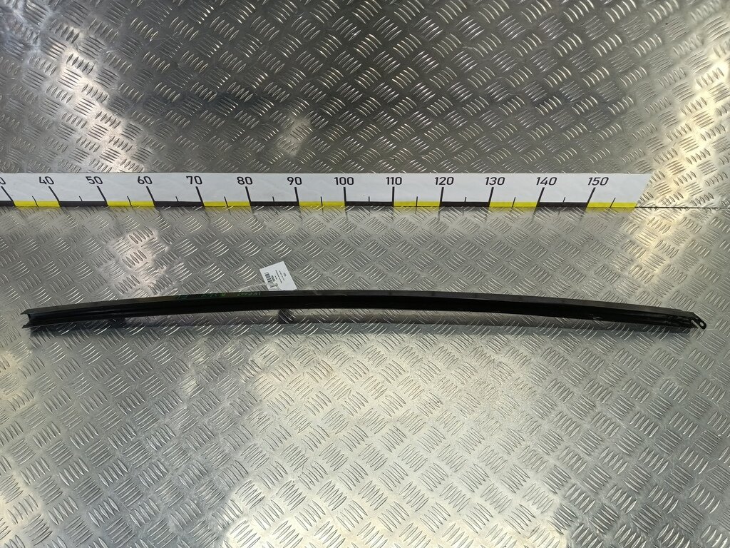 Направляющая стекла двери Б/У для Iveco Daily V (2011—2014) 500314253