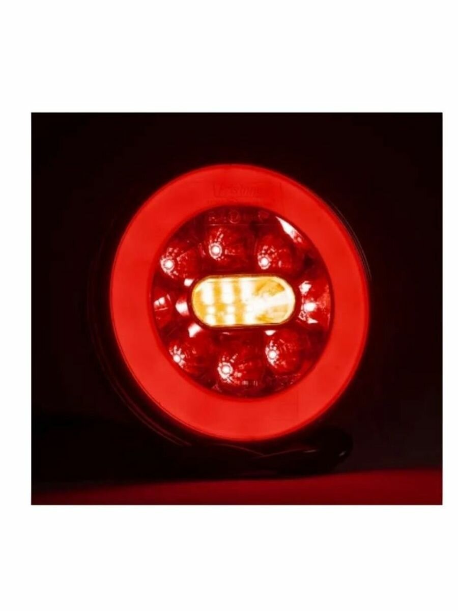 Фонарь на прицеп задний Fristom 3-х функциональный, круглый 12/ 24В с проводом 1,0м. 1 штука