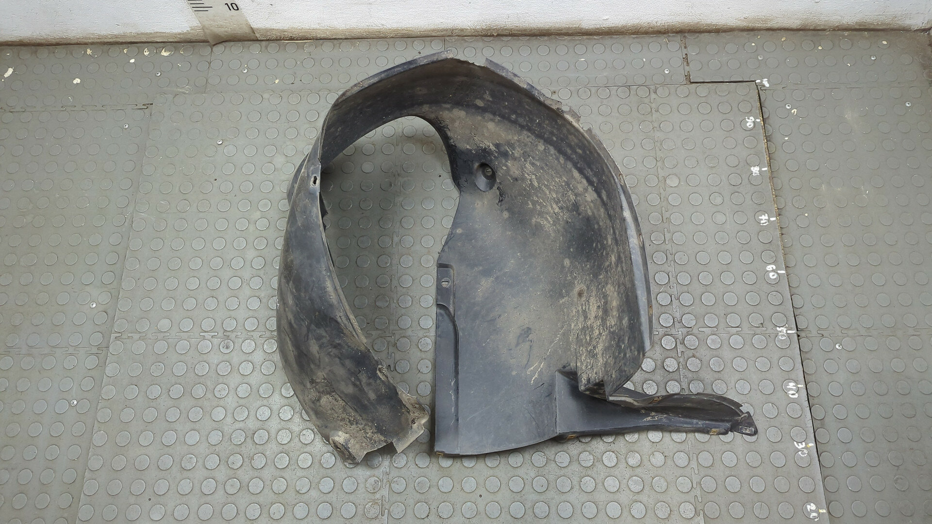 Защита арок (подкрылок) правая передняя Skoda Fabia Б/У