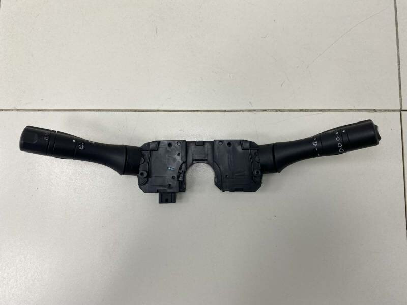 Переключатель подрулевой в сборе Renault Fluence 2010-2017 кат.номер: 255670038R