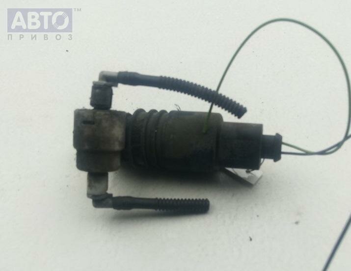 Насос (моторчик) омывателя стекла Volkswagen Passat B5+ (GP)