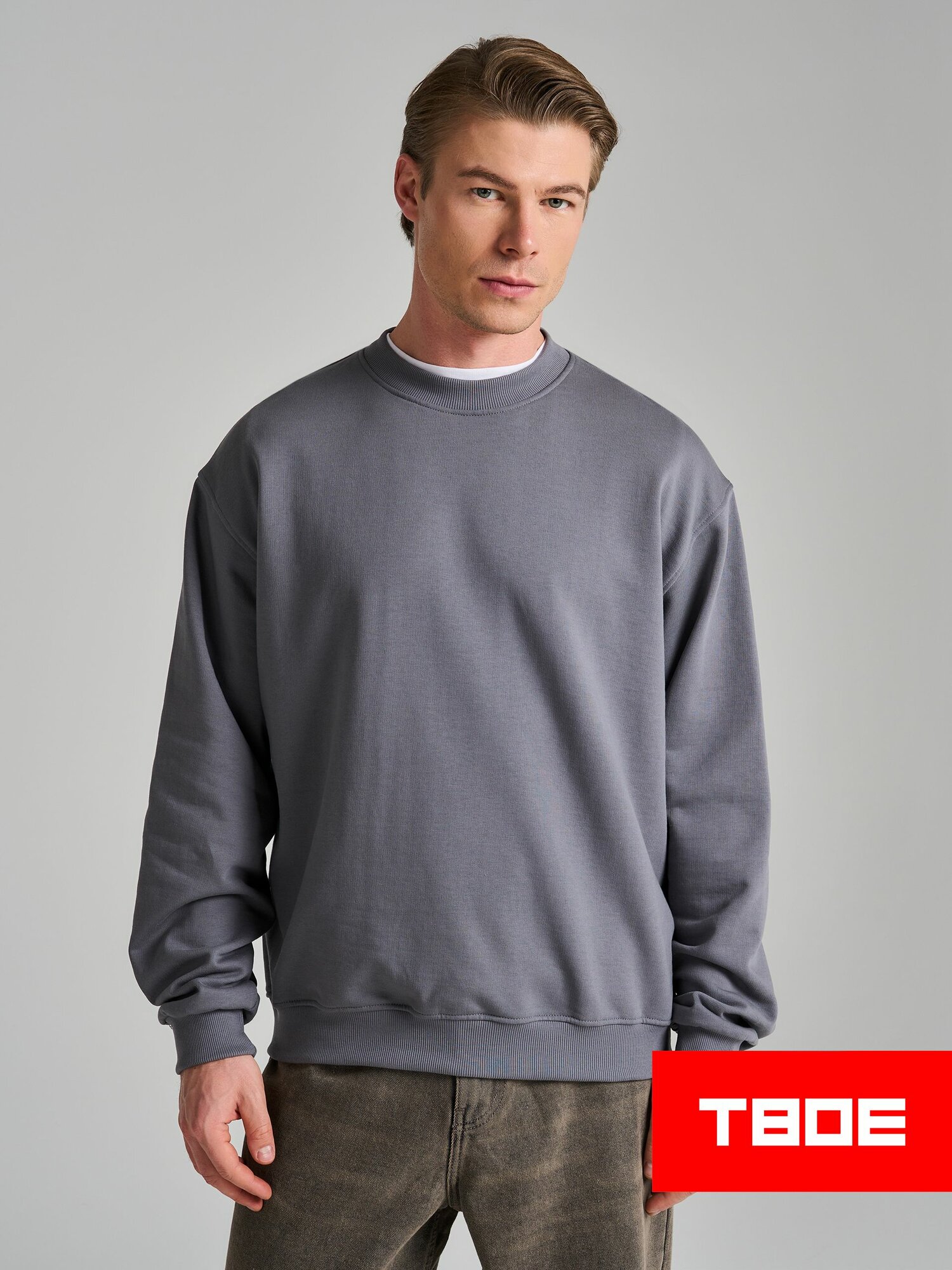 Свитшот спортивный