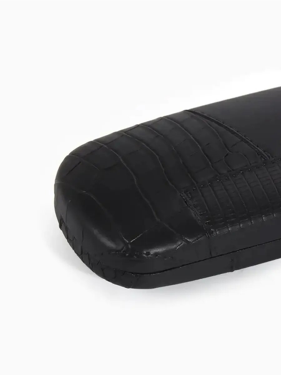 Стильный чехол для очков с хлопушкой