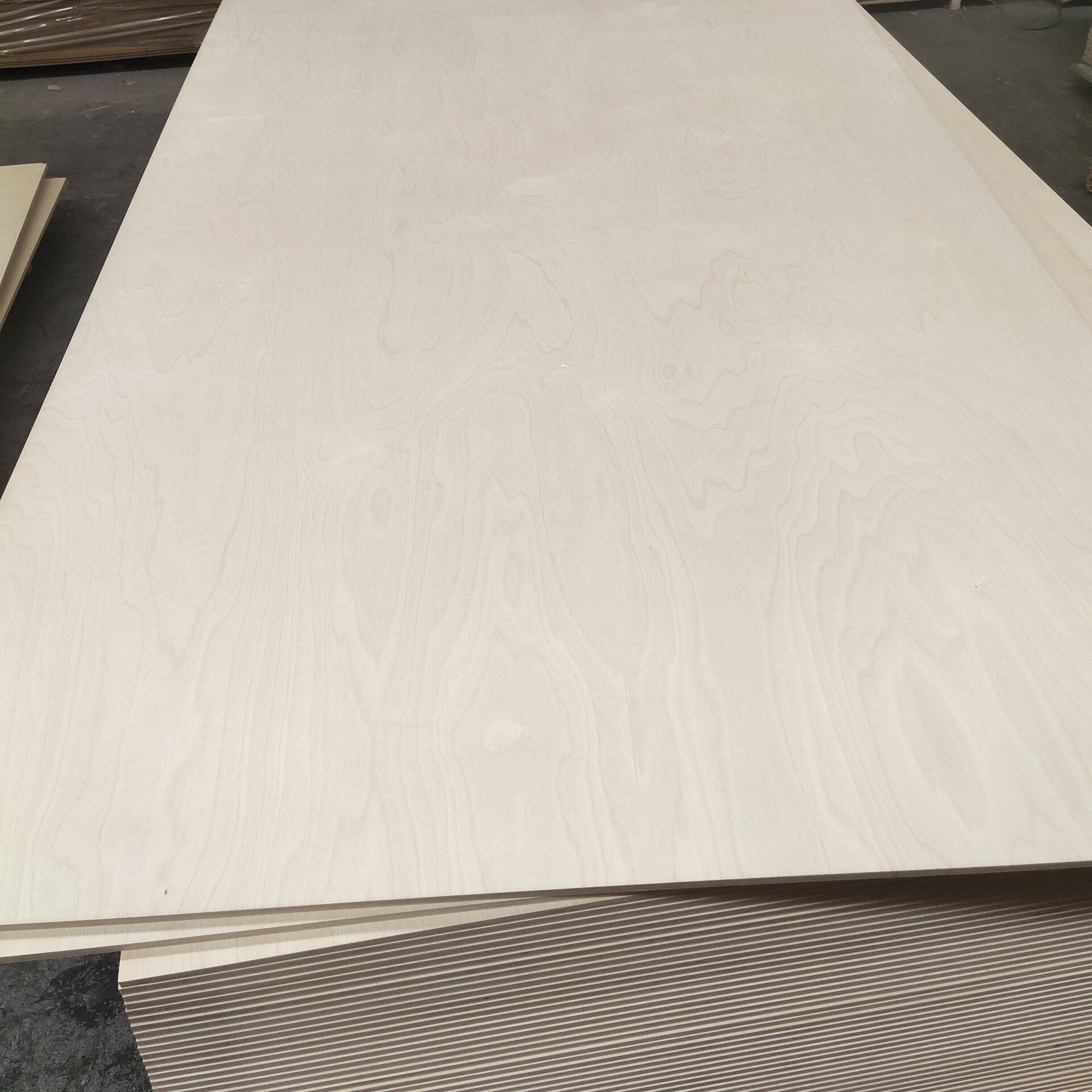 Прямые поставки с завода 9~25 мм LVL направленная фанера многослойная доска для рукоделия отбеленная тополя большая белая деревянная доска