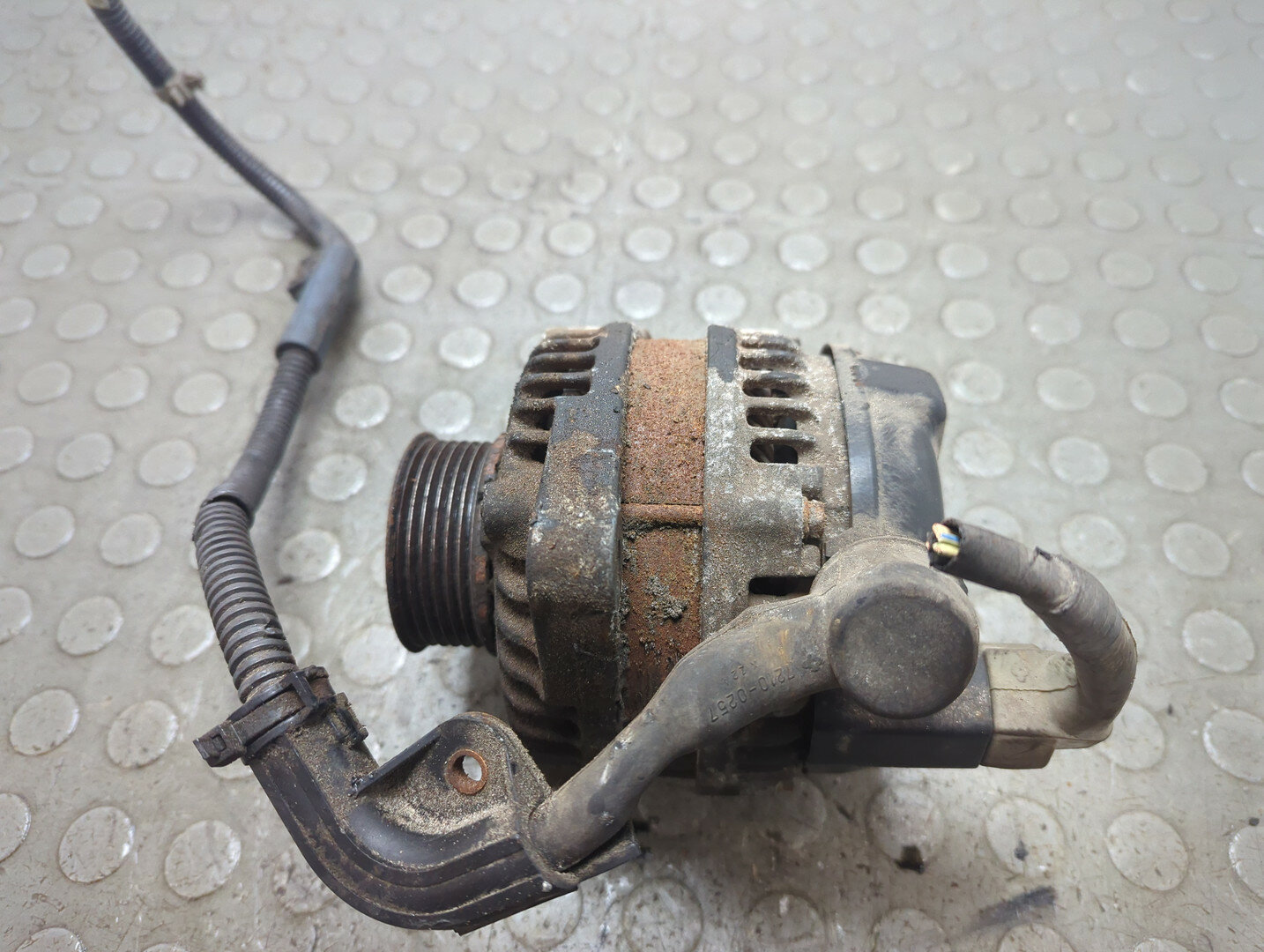 Генератор Honda Ridgeline Б/У