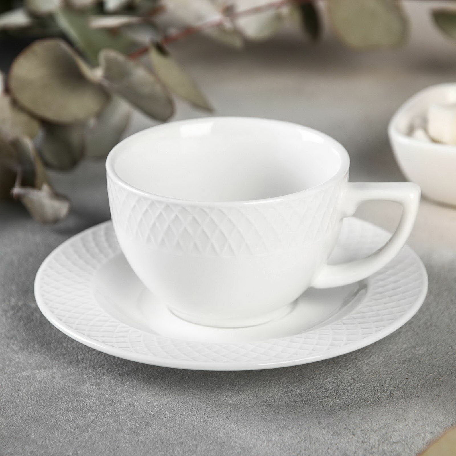 Кофейная пара фарфоровая Wilmax "Юлия Высоцкая", 2 предмета: чашка 150 мл, блюдце d=13 см, белая, 6 шт.