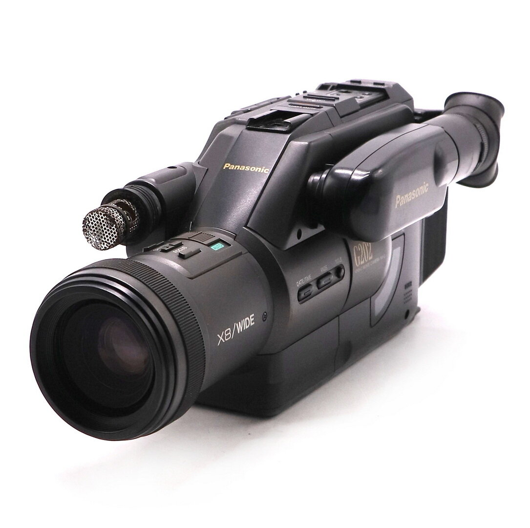 8-кратный зум видеокамера Panasonic NV-G202E
