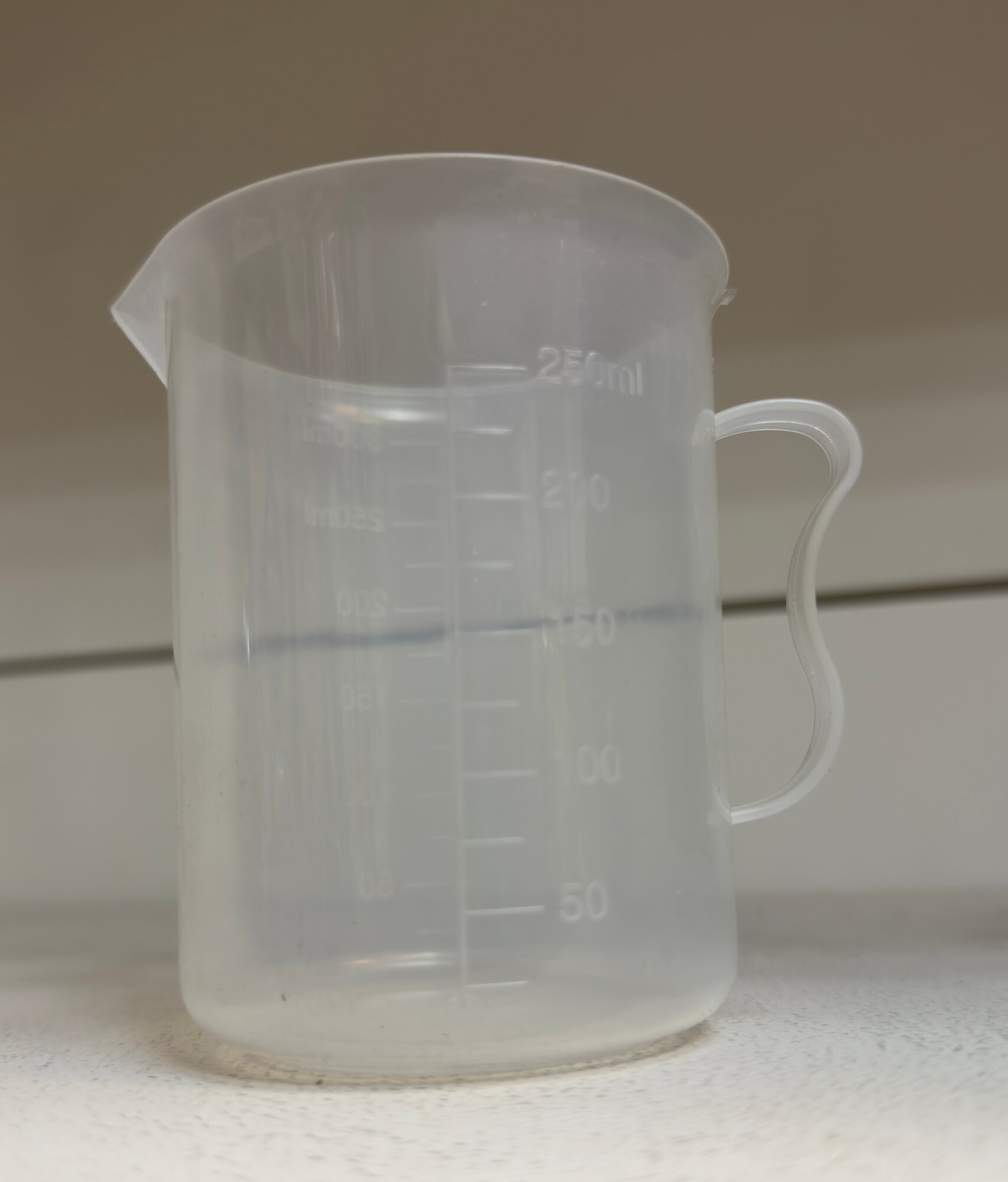 Кувшин мерный 300 мл с носиком и ручкой, полипропилен, цена деления 25мл