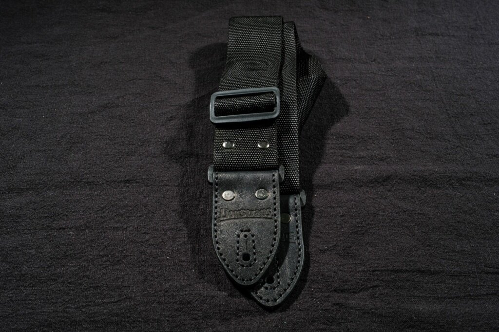 LS. P. C.002 Ремень для гитары, полиэстер, черный, LionStraps