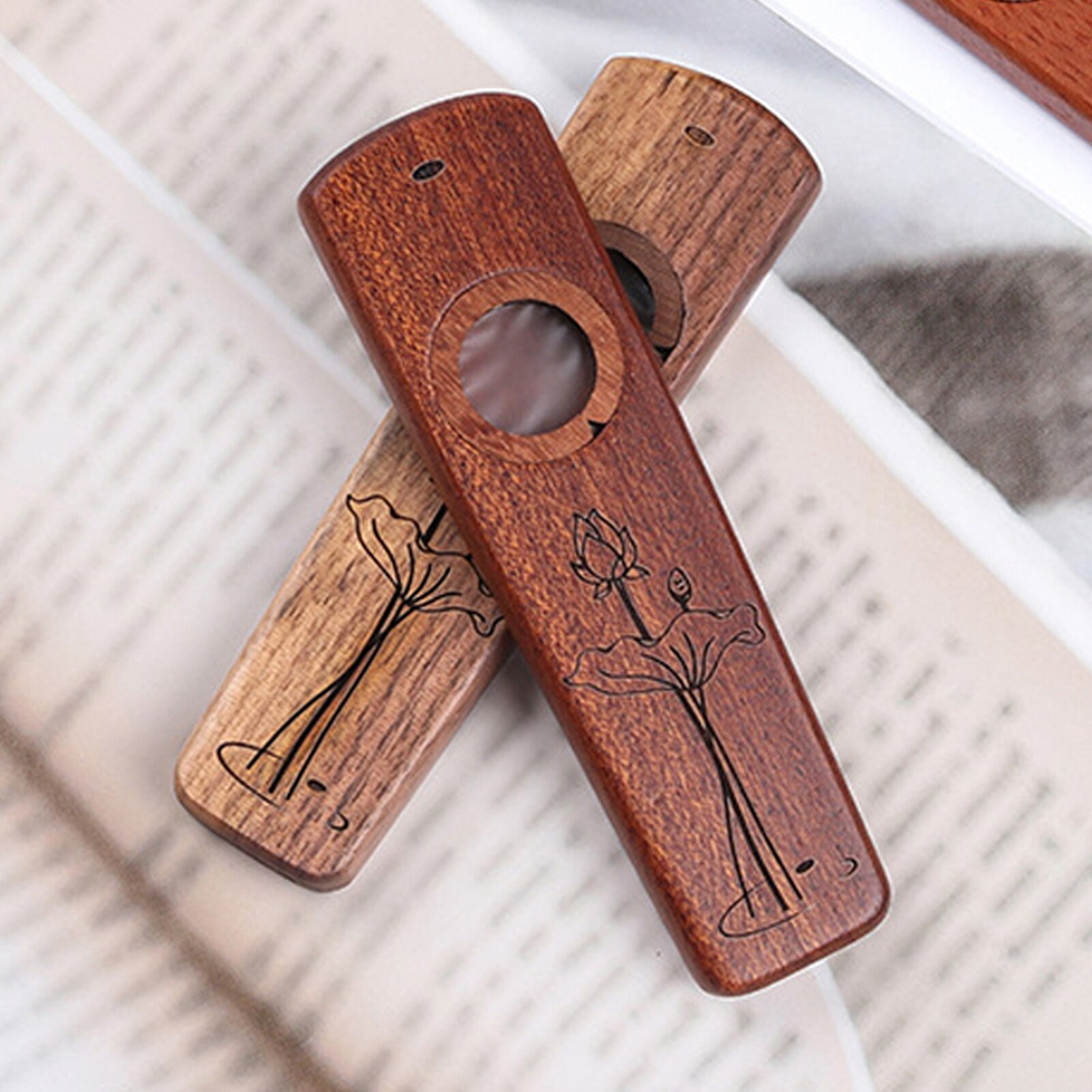 Деревянные музыкальные инструменты Kazoo, укулеле, гитара, аккомпанирующий подарок для взрослых, начинающих музыкантов, интересных вечеринок, карнавальных шоу, инструмент Kazoo со сменной пленкой из 2 флейт