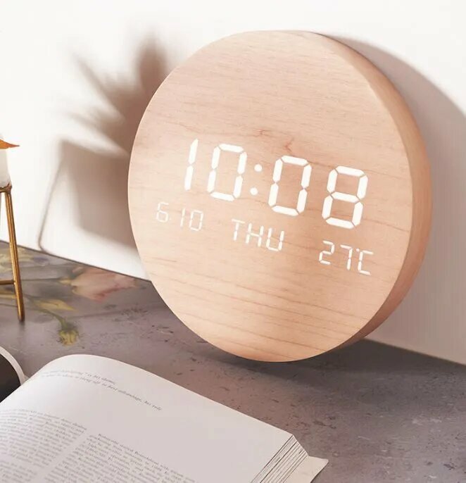 Часы настенные, пластик/дерево, со светодиодами, с встроенным аккумулятором, бежевые