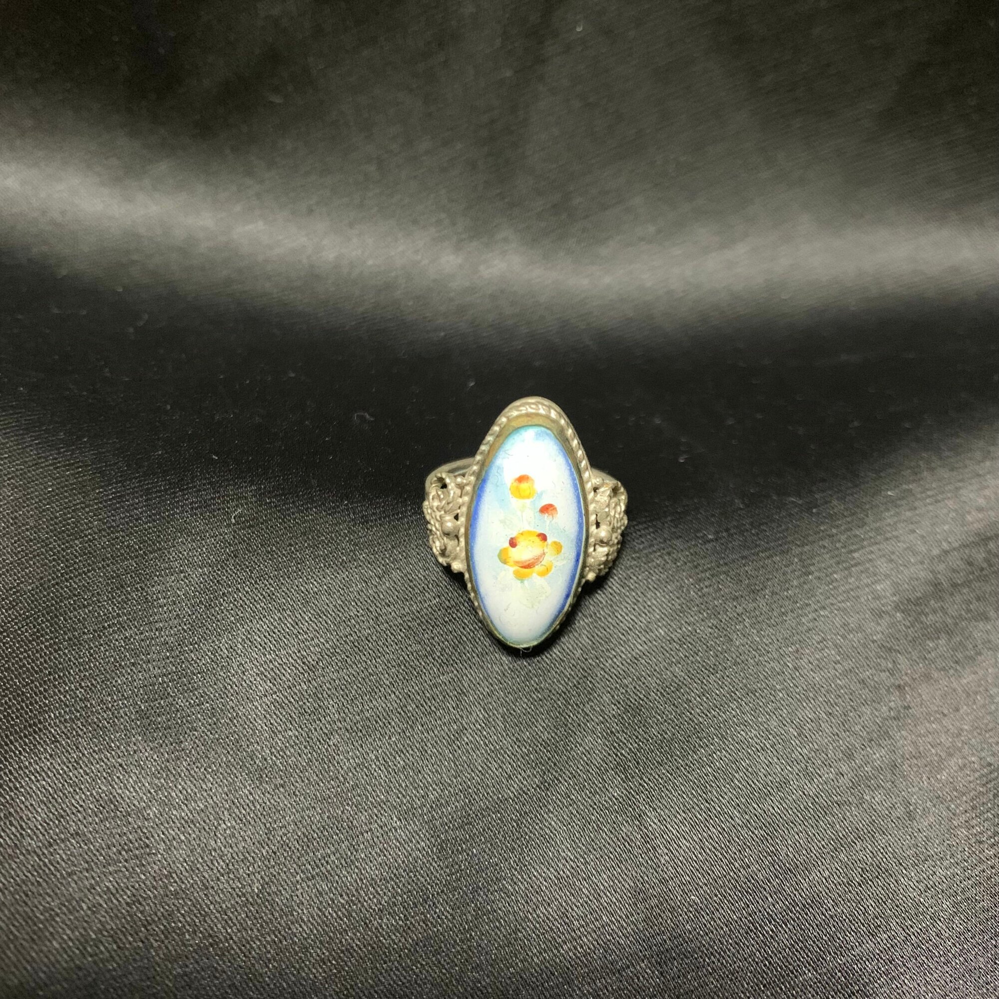 Кольцо финифть