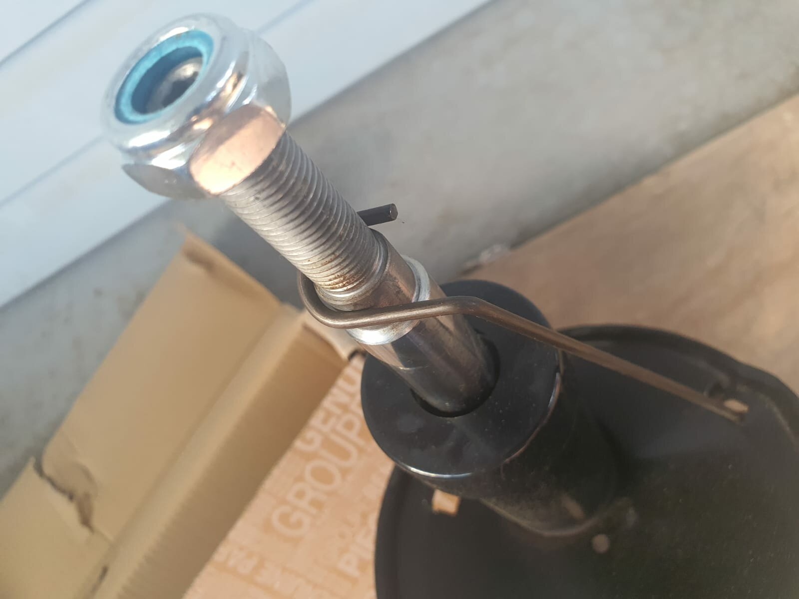 Стойка Передняя Renault Logan Larcus