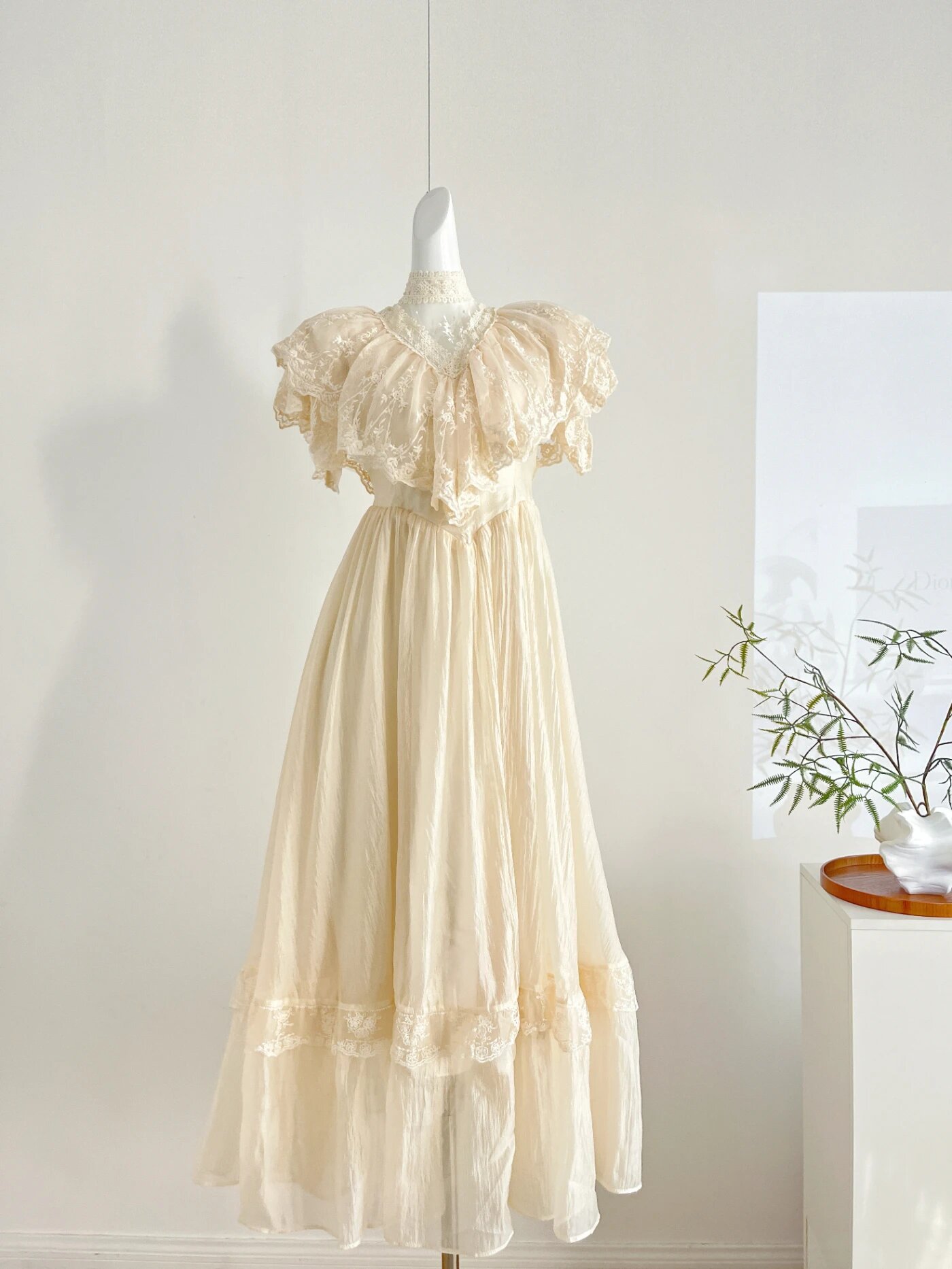 Платье CARIEYNA