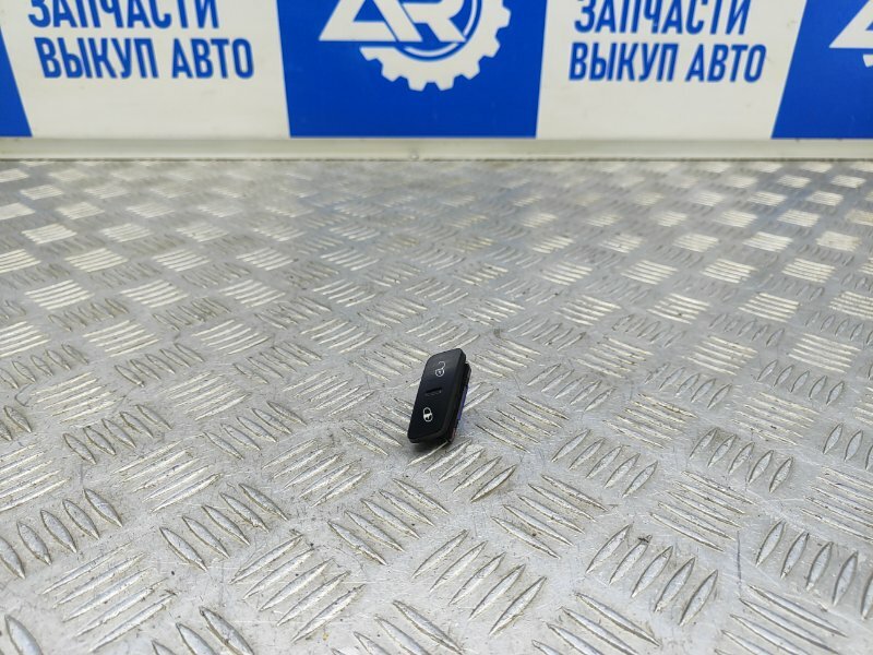 Б/У Кнопка центрального замка Volkswagen Jetta 5 / Фольксваген Джетта 5 1.6 BSE 102 Л.С 2007 перед. лев.