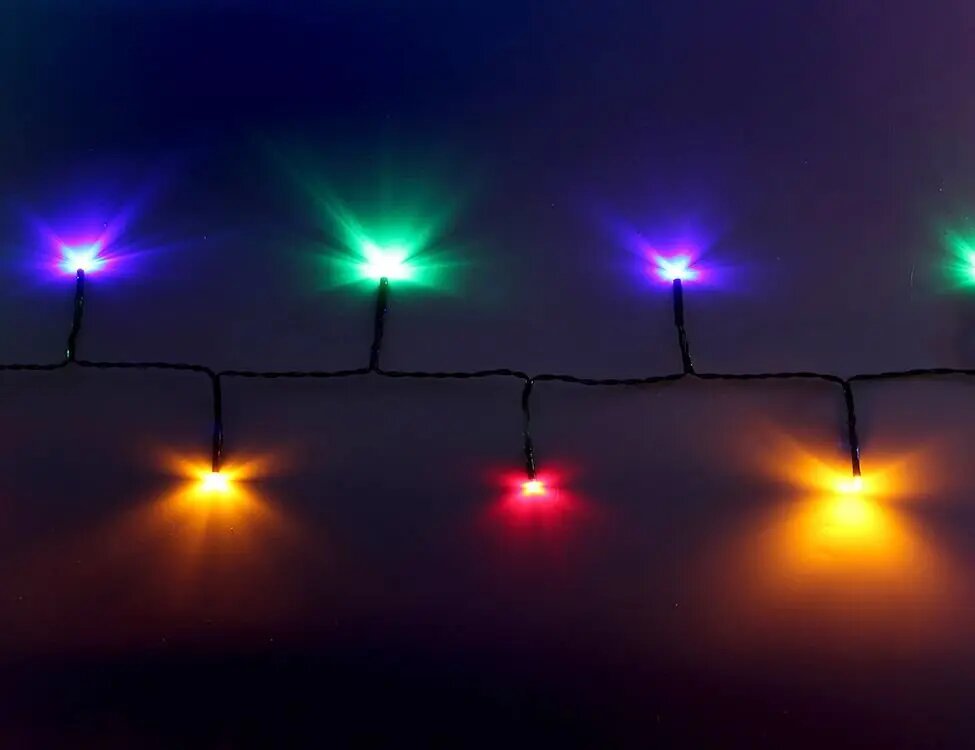 Светодиодная гирлянда нить Объемная 240 разноцветных LED ламп 18 м, черный ПВХ, контроллер, IP44, Kaemingk (Lumineo)