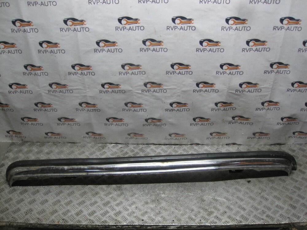 Бампер задний Mercedes Benz W123 1975—1986