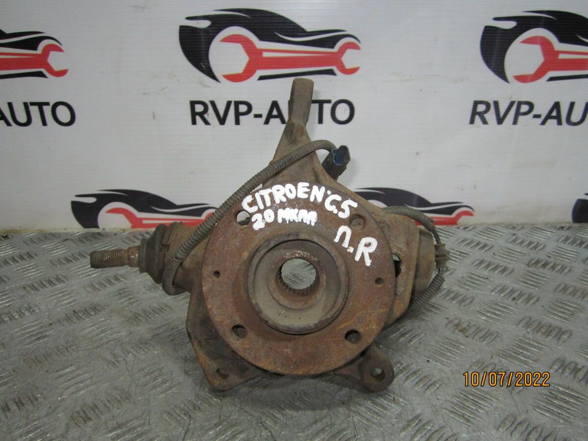 Кулак поворотный передний Citroen C5 2001-2004 123123