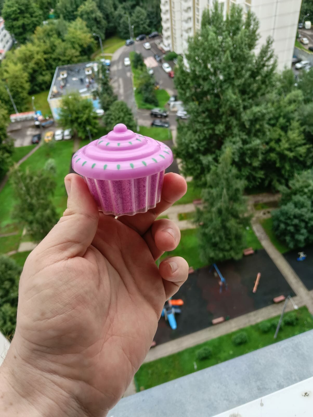 Слайм в формочке пироженого