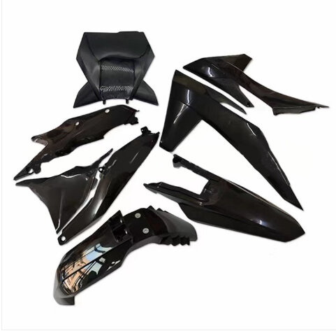 Комплект пластик чёрный на KTM TBI /GR8/Kews