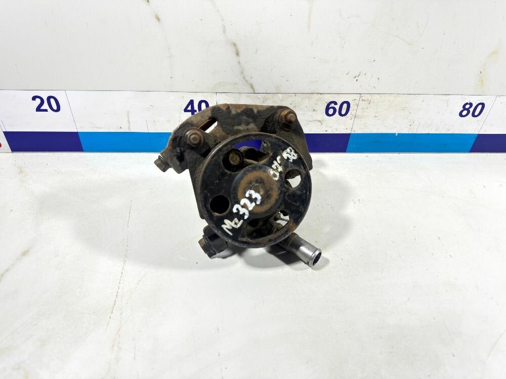 Насос гур Mazda 323 BA BC1D32650A