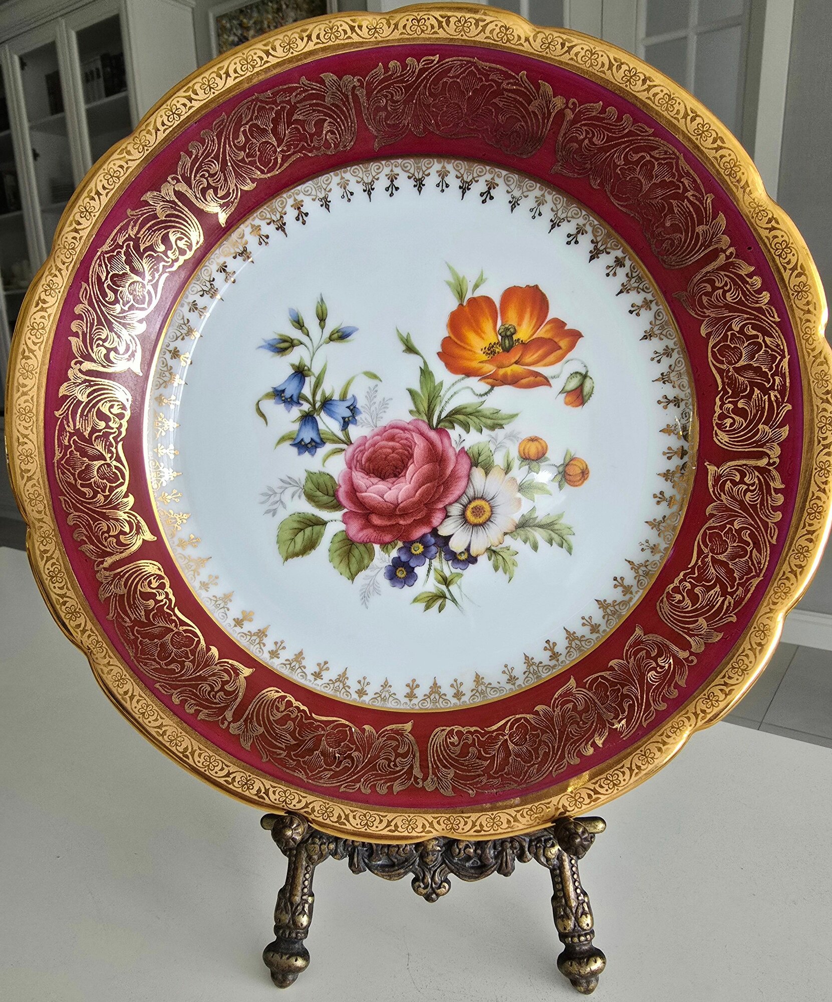 Антикварная тарелка