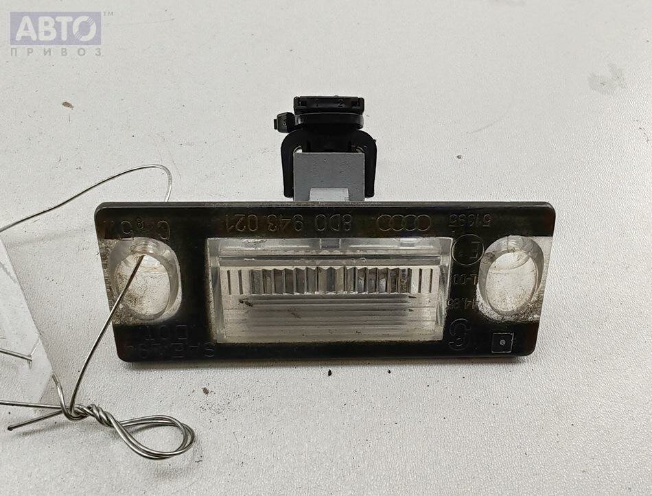 Подсветка номера Audi A4 B5 (1994-2001)