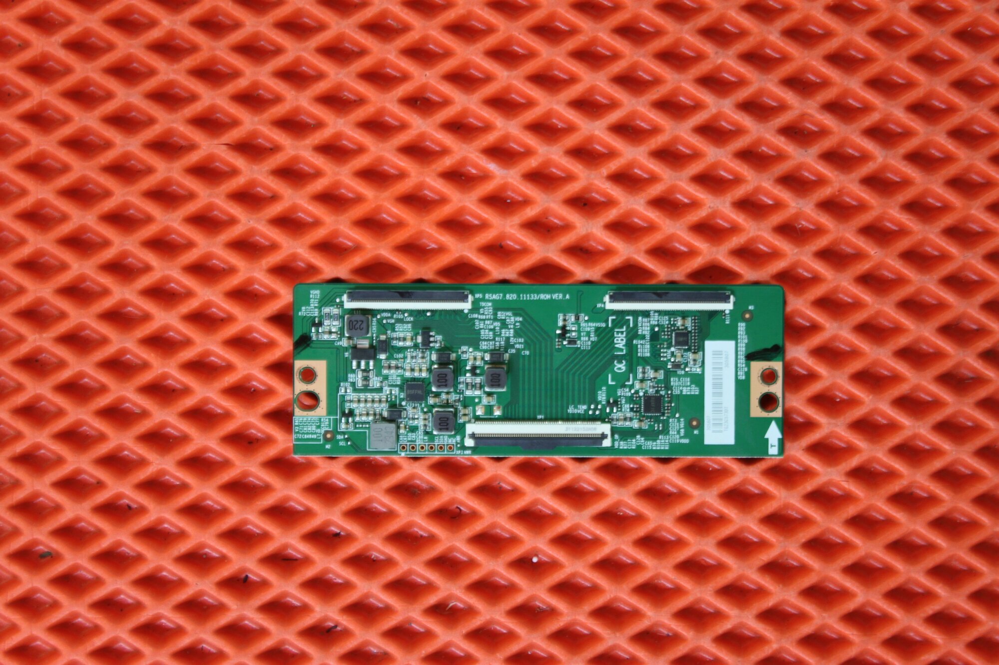 Модуль (T-CON) RSAG7.820.11133/ROH VER.A для телевизора TOSHIBA 55C450KE в надёжной упаковке