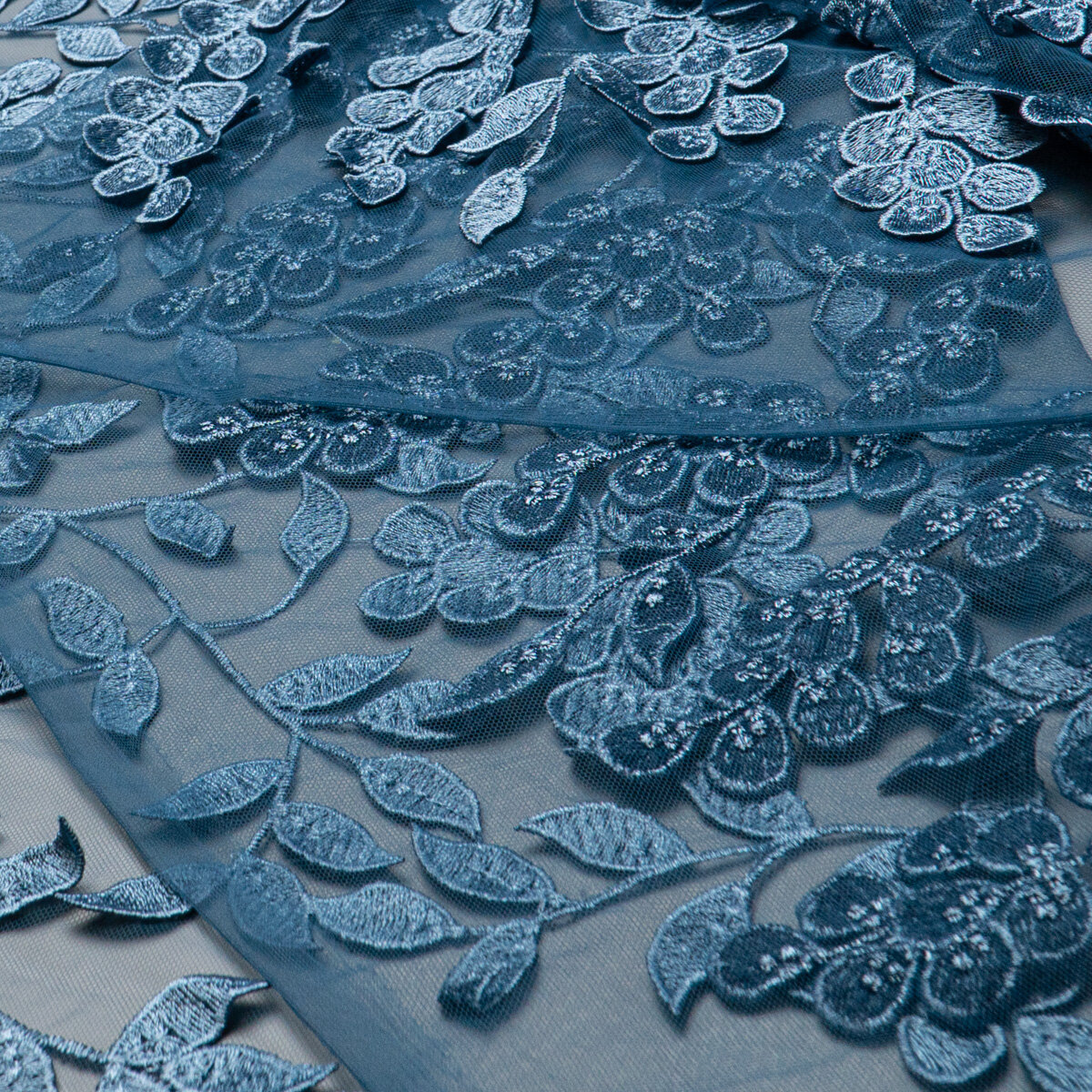 Вышивка на сетке голубого цвета, листья и грозди, ткань для шитья, 1,4х1м