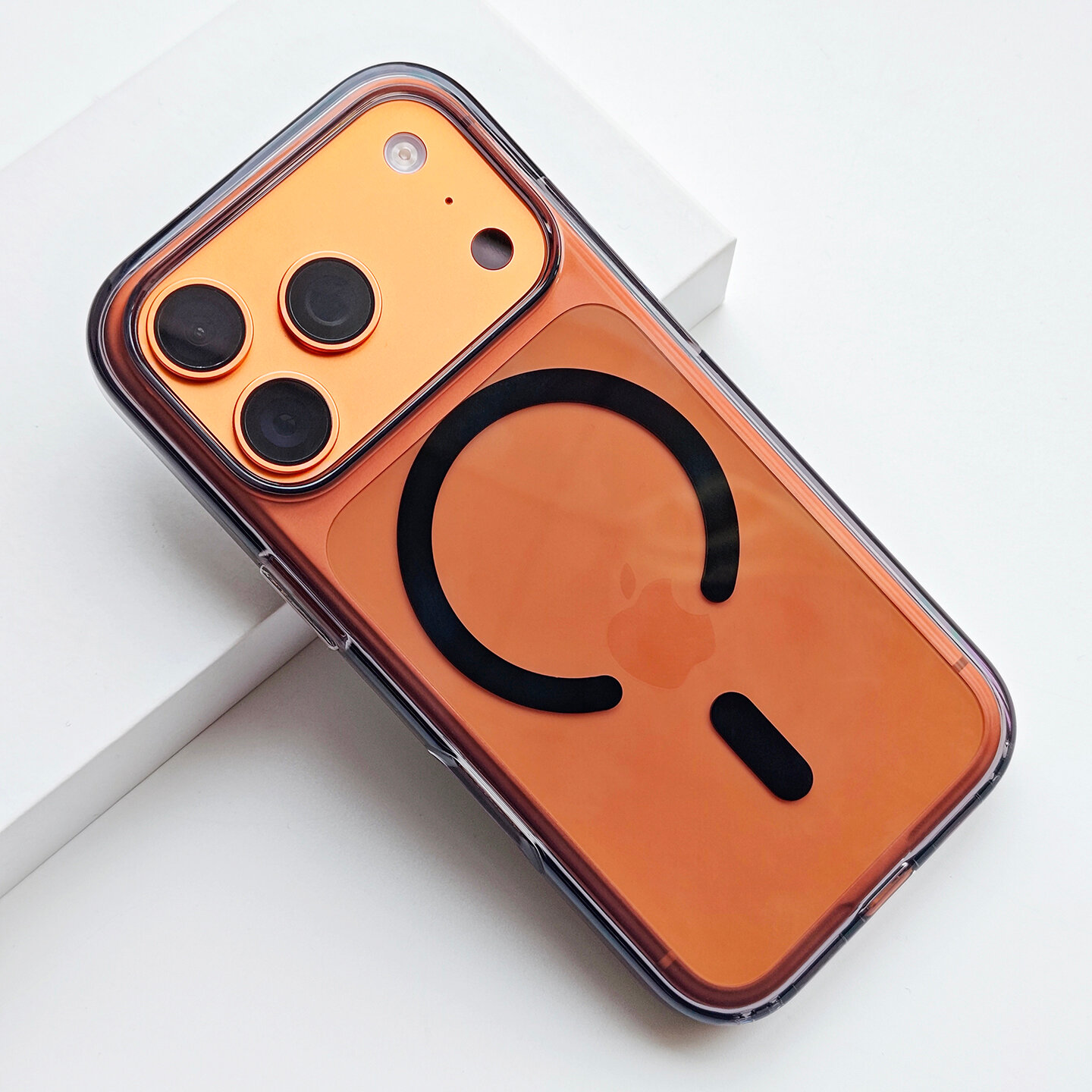 Чехол для Apple iPhone 17 Pro / Айфон 17 Про, soft touch, чехол-кардиомонитор, поликарбонат (PC), защита камеры, ударопрочный, усиленные углы, Apple, Apple iPhone 17 Pro, black,