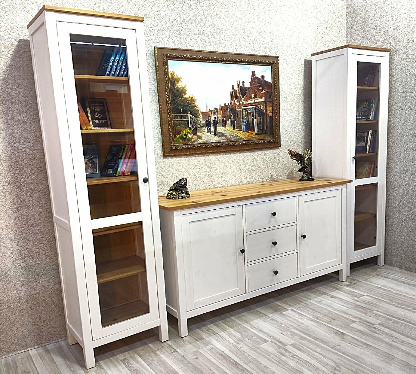 Гостиная «Форест», бренд IKEA, 2 витрины + комод, 100 % массив сосны.