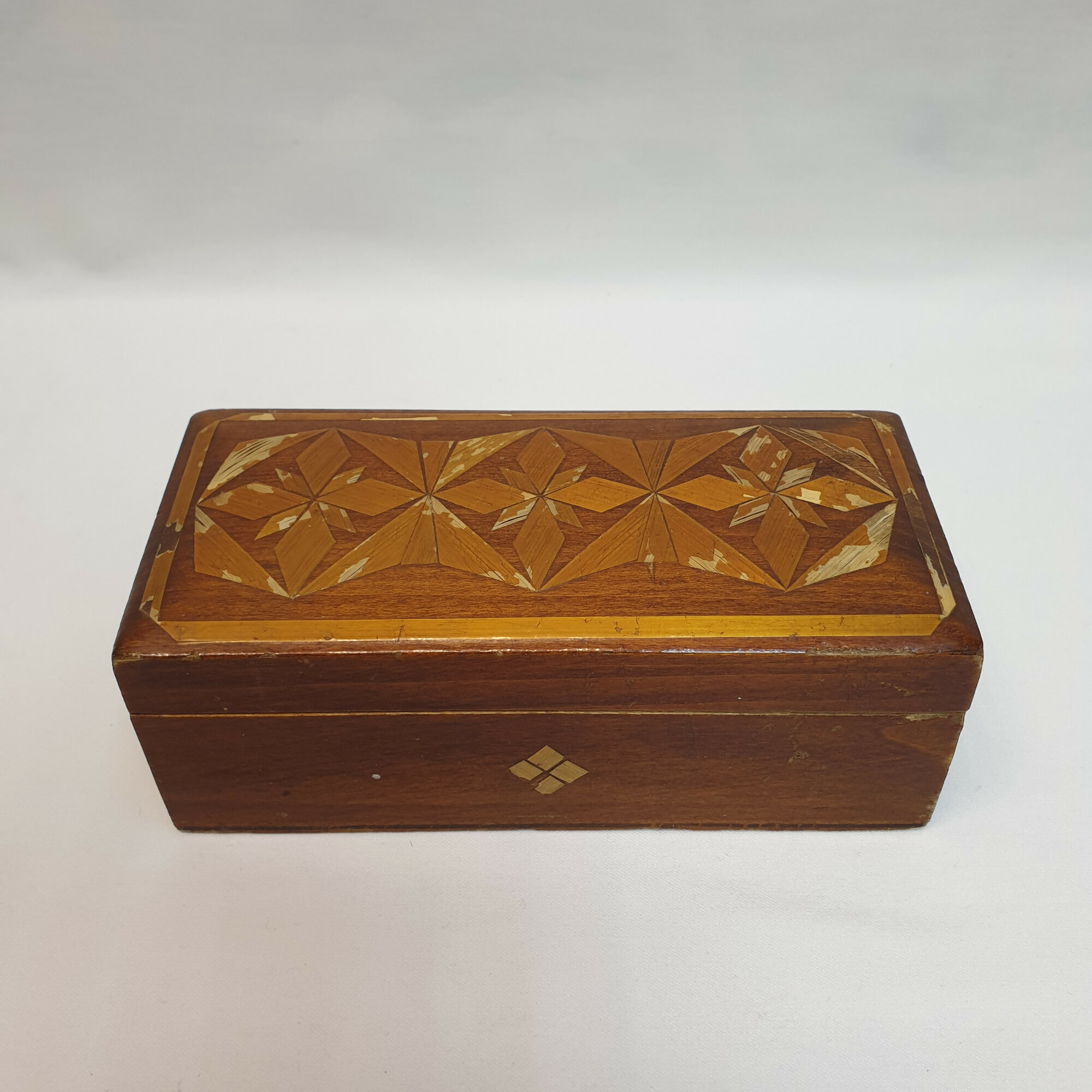 Деревянная шкатулка 16х7 см, техника инкрустация соломкой. Винтаж, СССР.