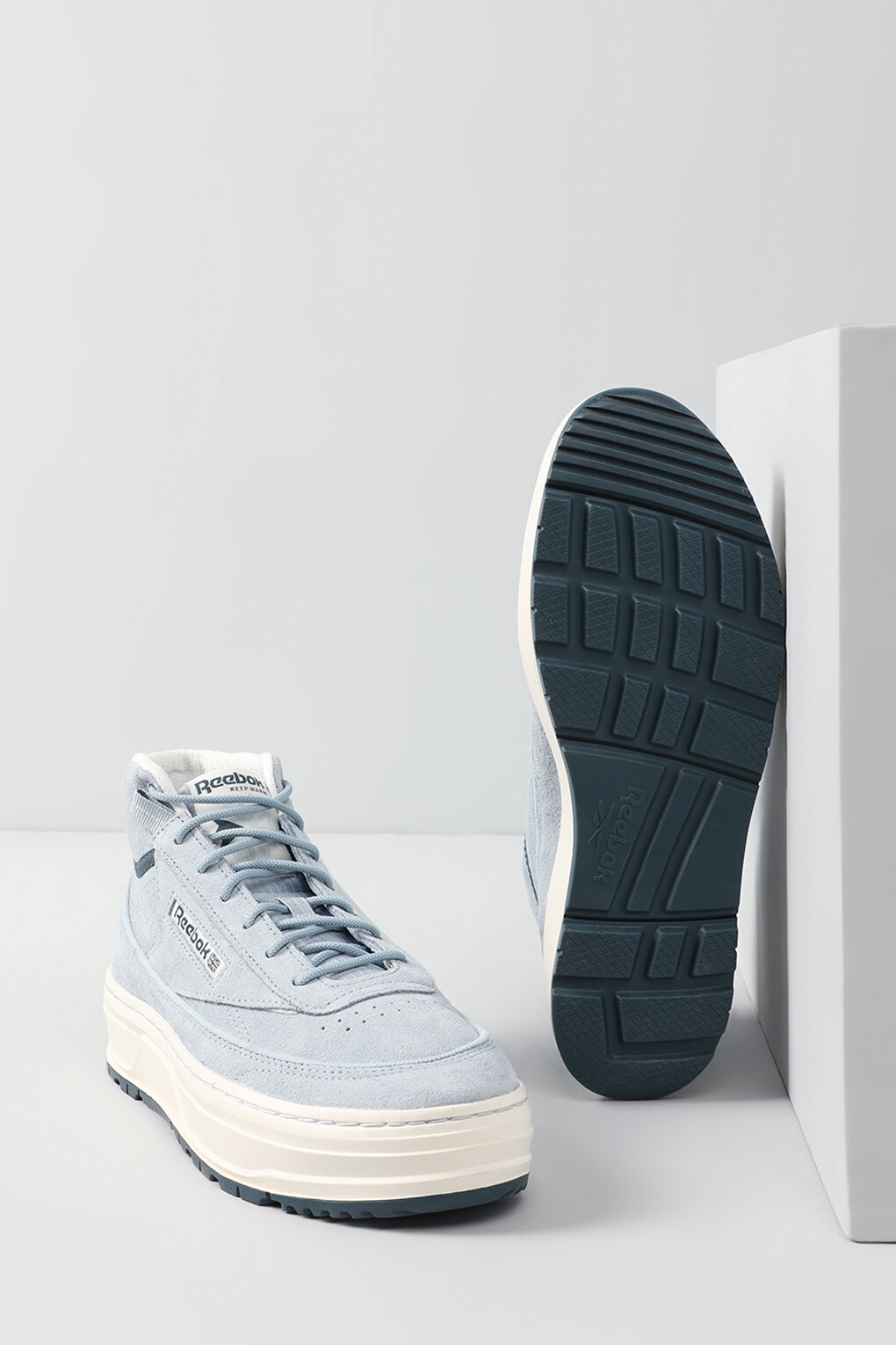 Кроссовки Reebok, размер 9,5, комбинированный — фото 1