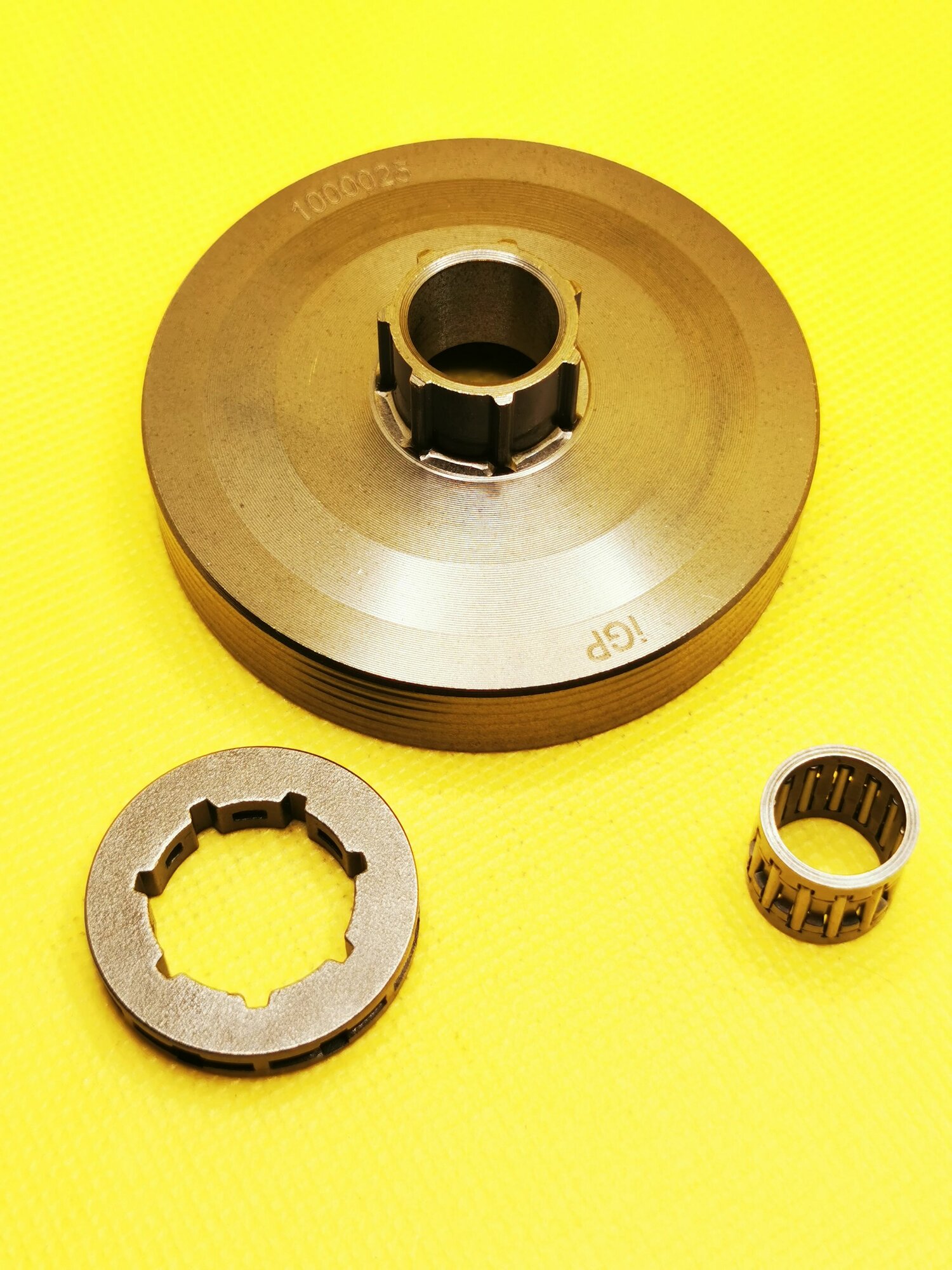 Звёздочка ведущая 0.325"-7 (Китайские пилы 45-58сс, Champion 254) съемный венец + подшипник (IGP) 1000025