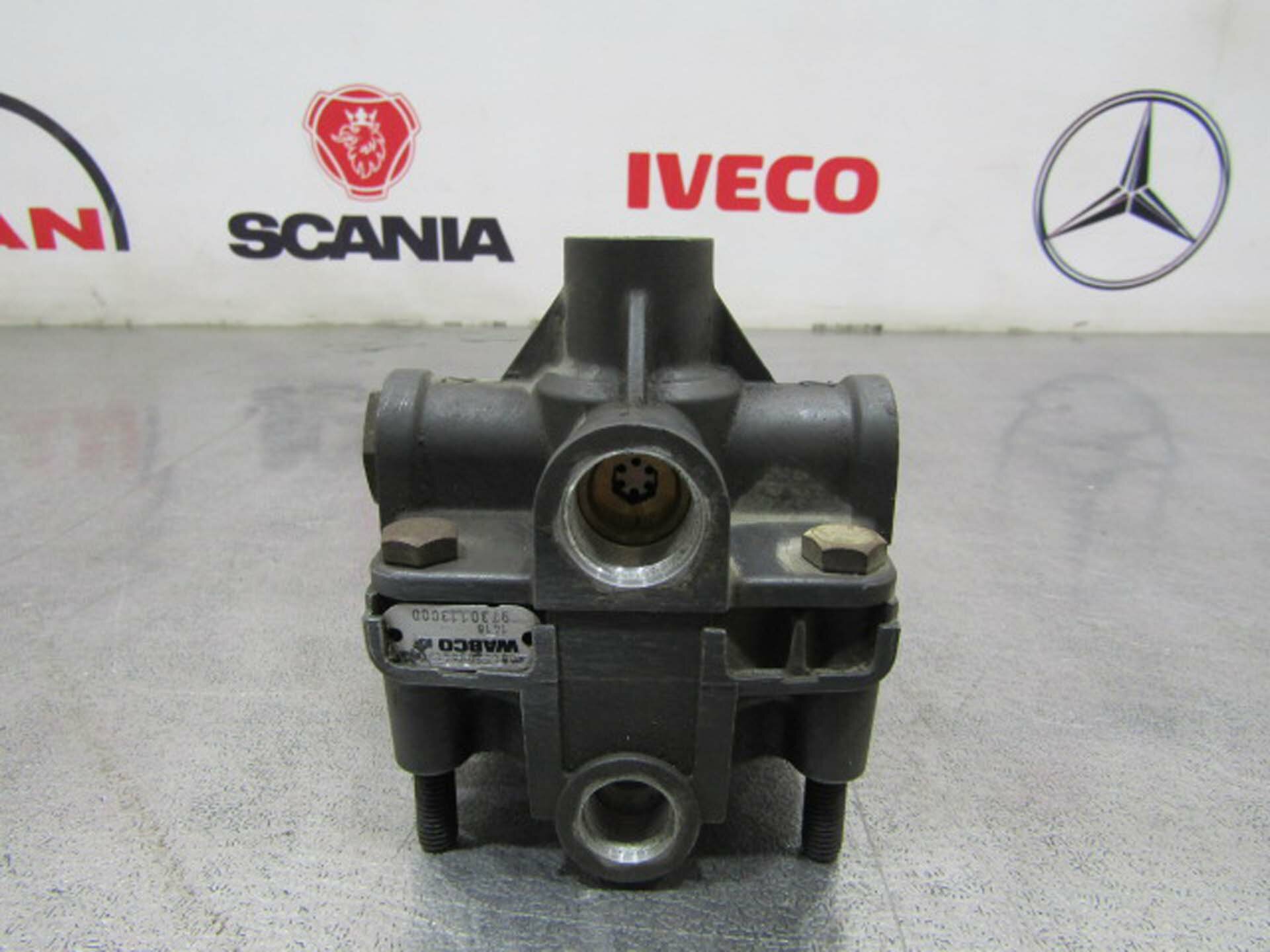 Клапан ускорительный WABCO, Mercedes Actros, Axor