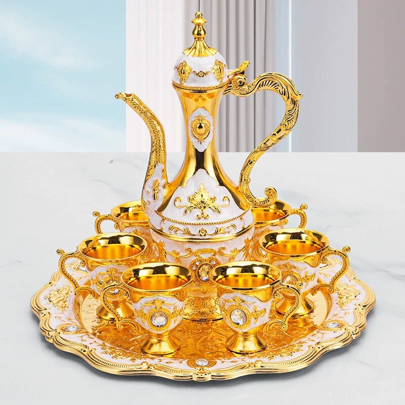 Русская фляга для водки: винтажный набор для алкоголя в европейском стиле