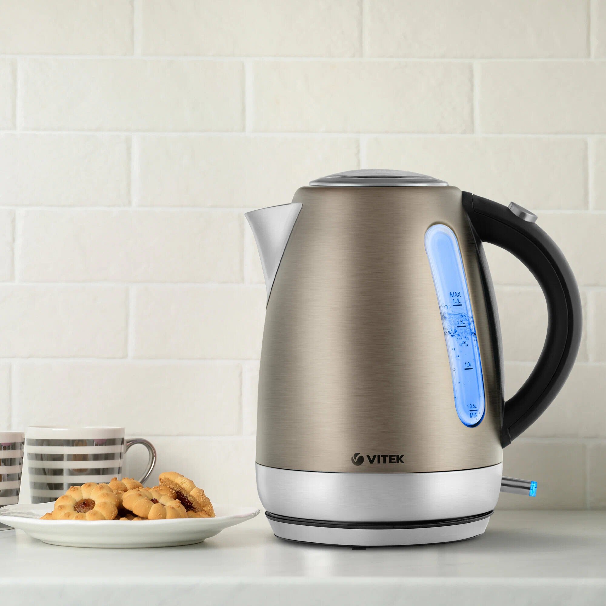 Чайник электрический Vitek VT-7025 1.7л. 2100Вт сталь корпус