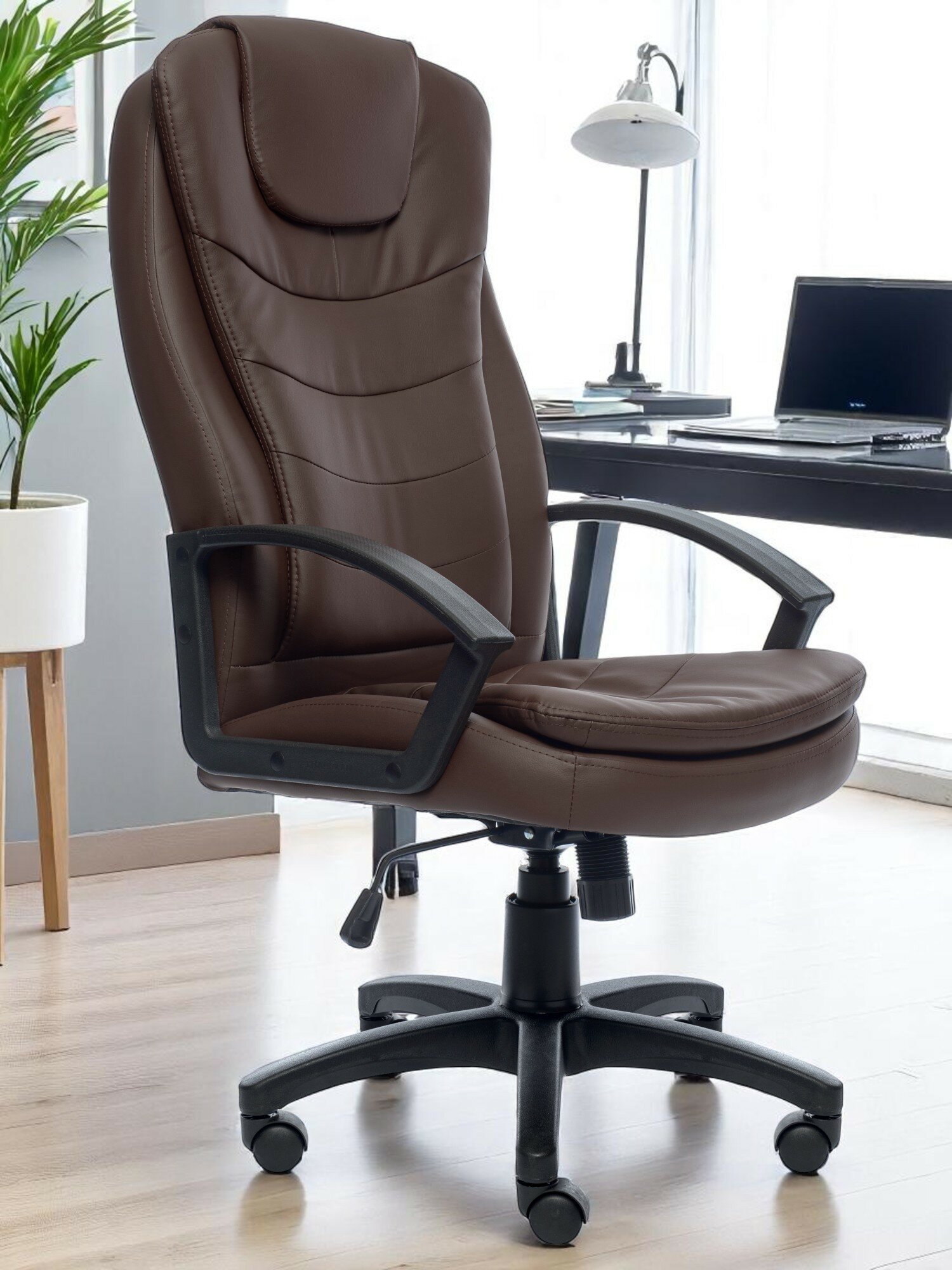 Кресло The World of Comfort Patrick-1, офисное, экокожа, коричневый, до 120кг