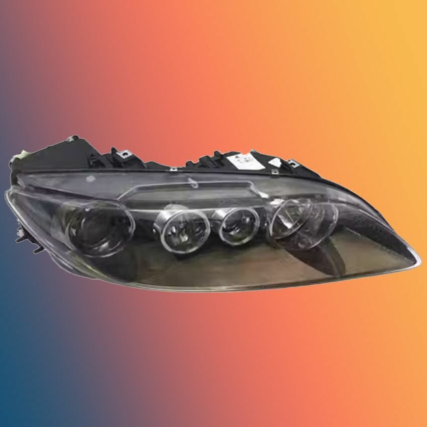 Правая фара для автомобилей Mazda 6 (арт. GJYA510K0), выпущенных в период с 2002 по 2007 год