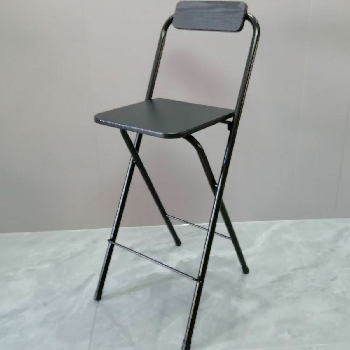 Барный стул