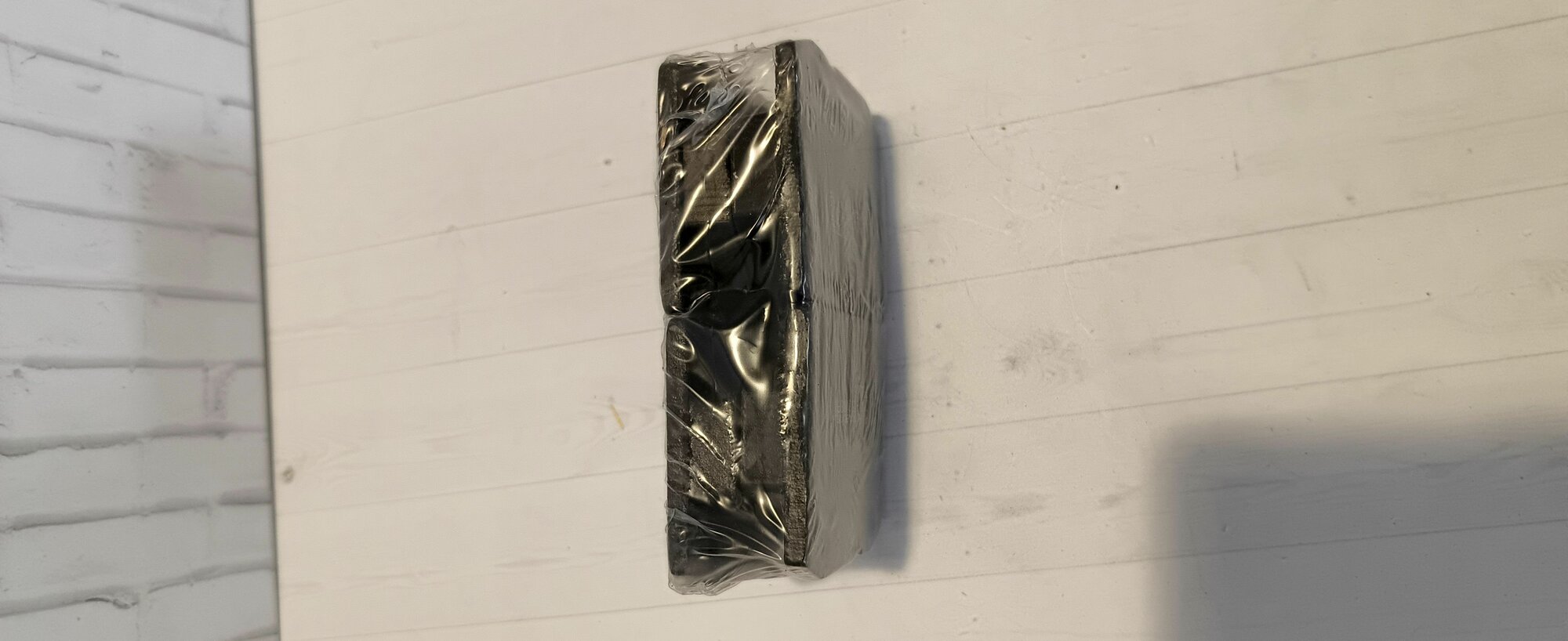 Тормозные колодки передние av autotechnik на автомобиль ВАЗ-2101-2107, ИЖ-27175 (к-т 4шт)