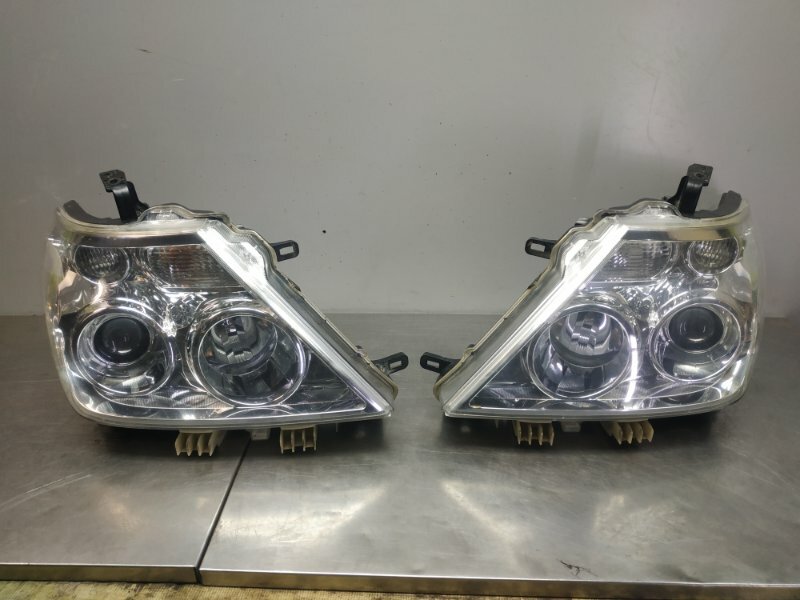 Фара передняя Nissan Patrol Y62 260601LB1B