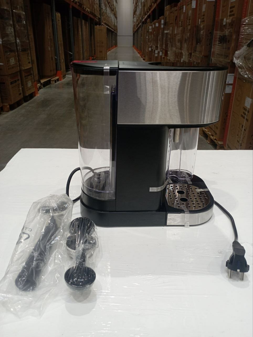 Кофемашина рожкового типа MAUNFELD MF-720S PRO