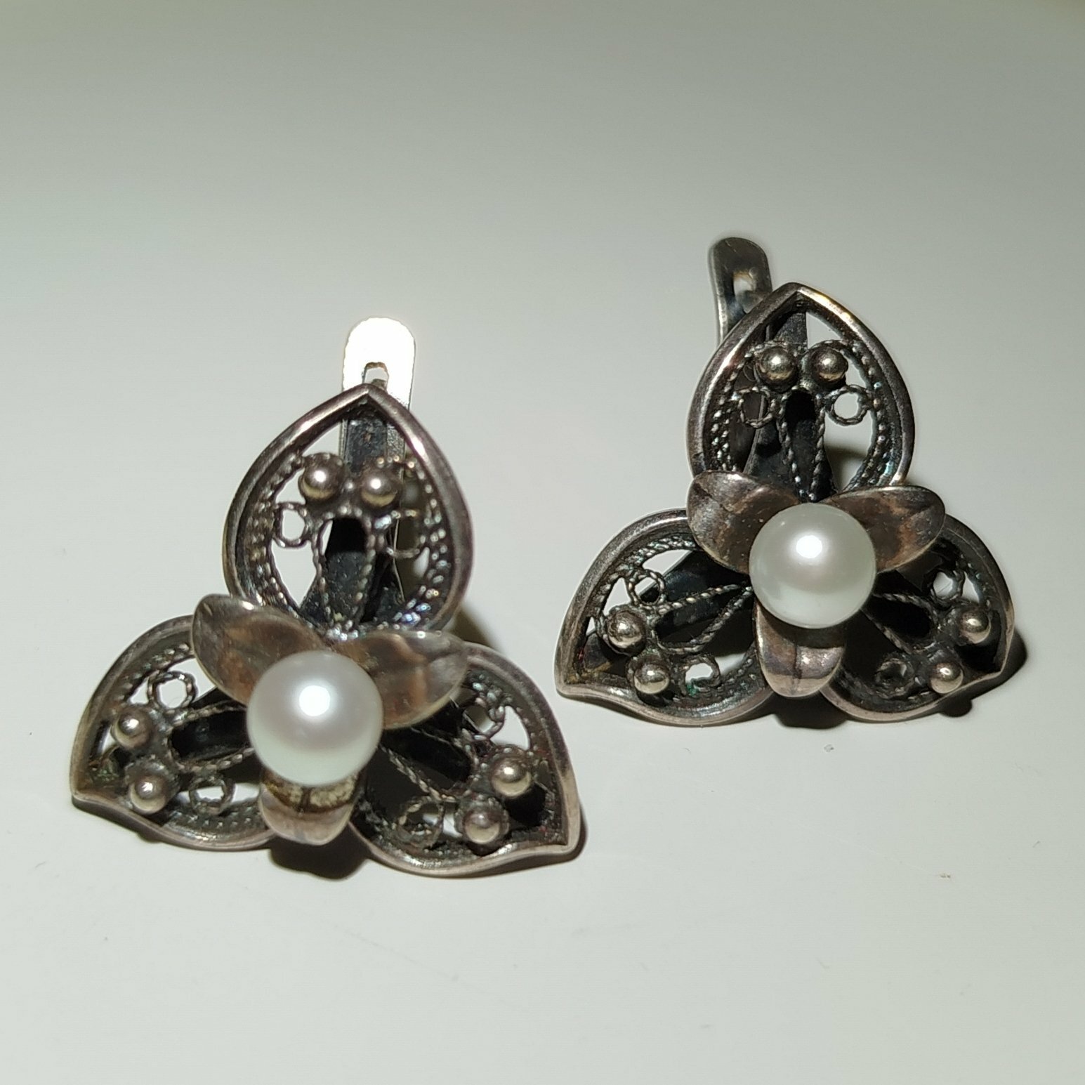 Серьги в виде цветков, металл, жемчуг, СССР, 1970-1990 гг.