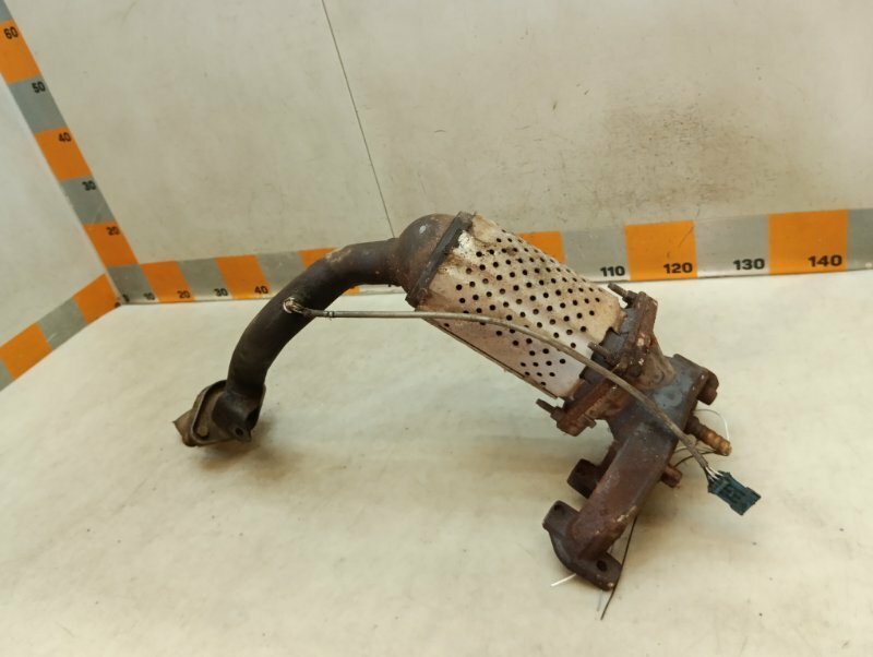 Б/У С катализатором Коллектор выпускной Citroen C3 2002 FC 427298 Peugeot-Citroen арт. 0341F9, 1731W0